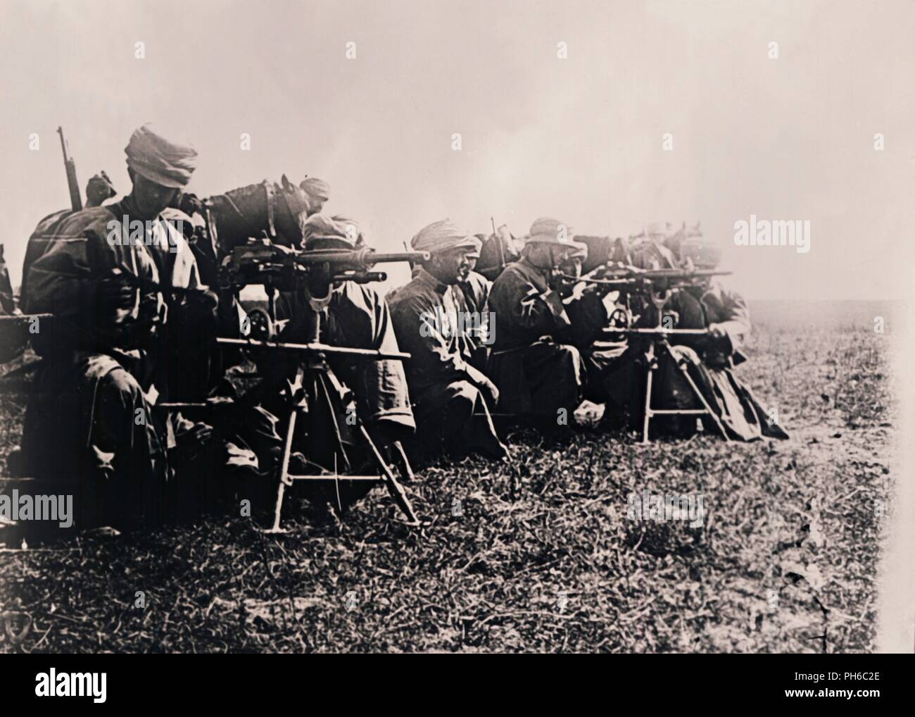 World war i machine gunner hi-res stock photography and images - Alamy