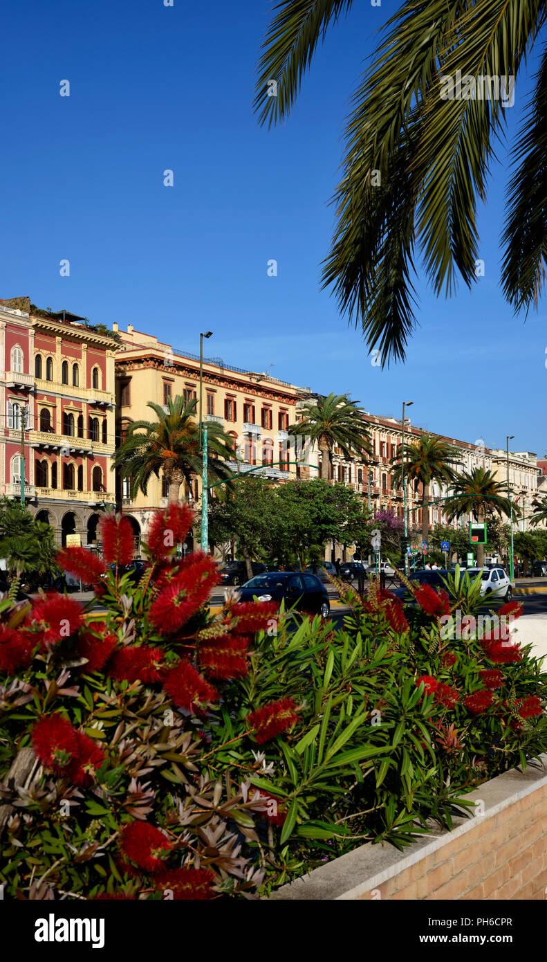 Via roma cagliari hi-res stock photography and images - Alamy
