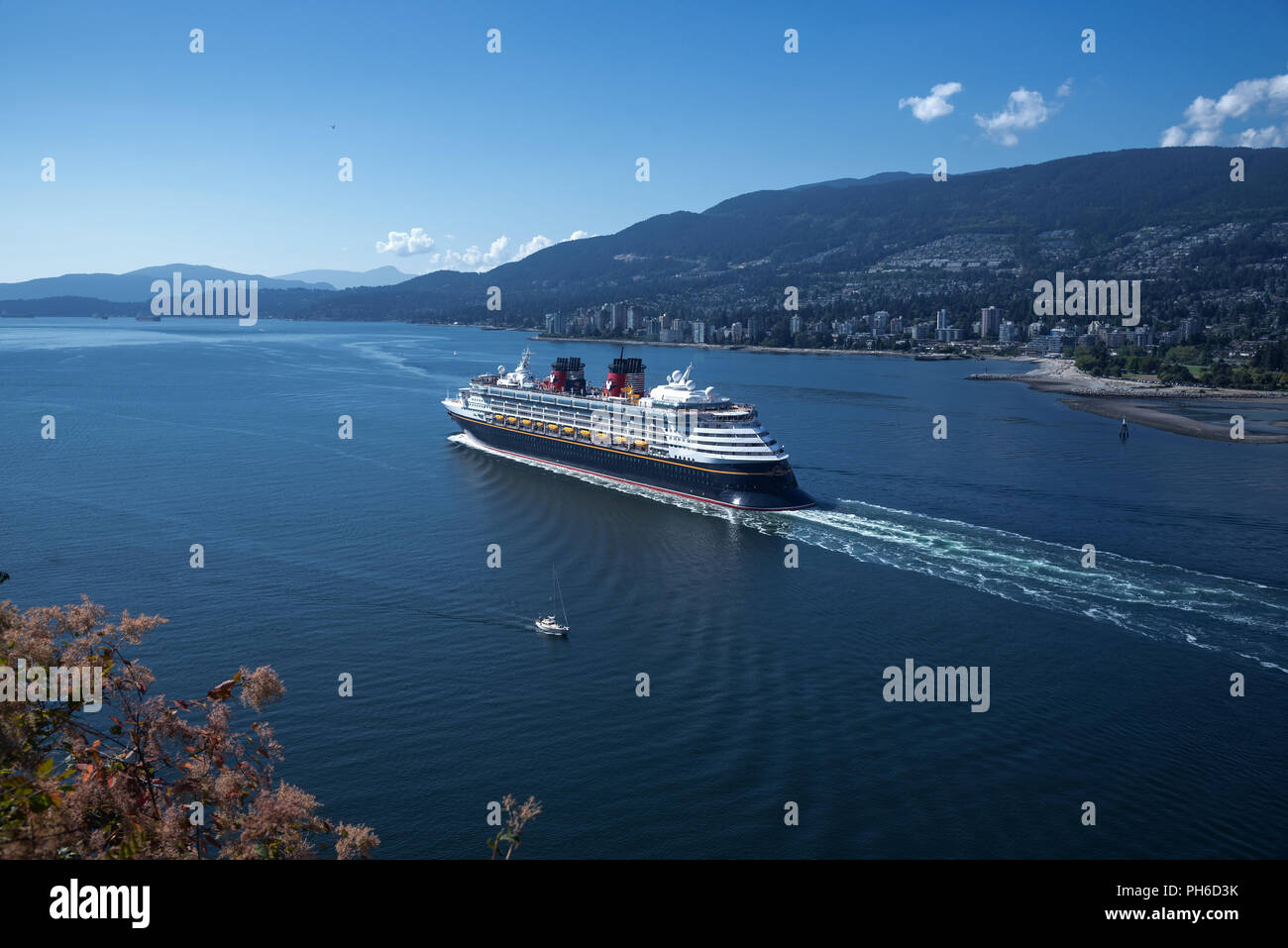 Top view on Burrard Inlet from Lowden's Lookout, Stanly Park, Vancouver ...