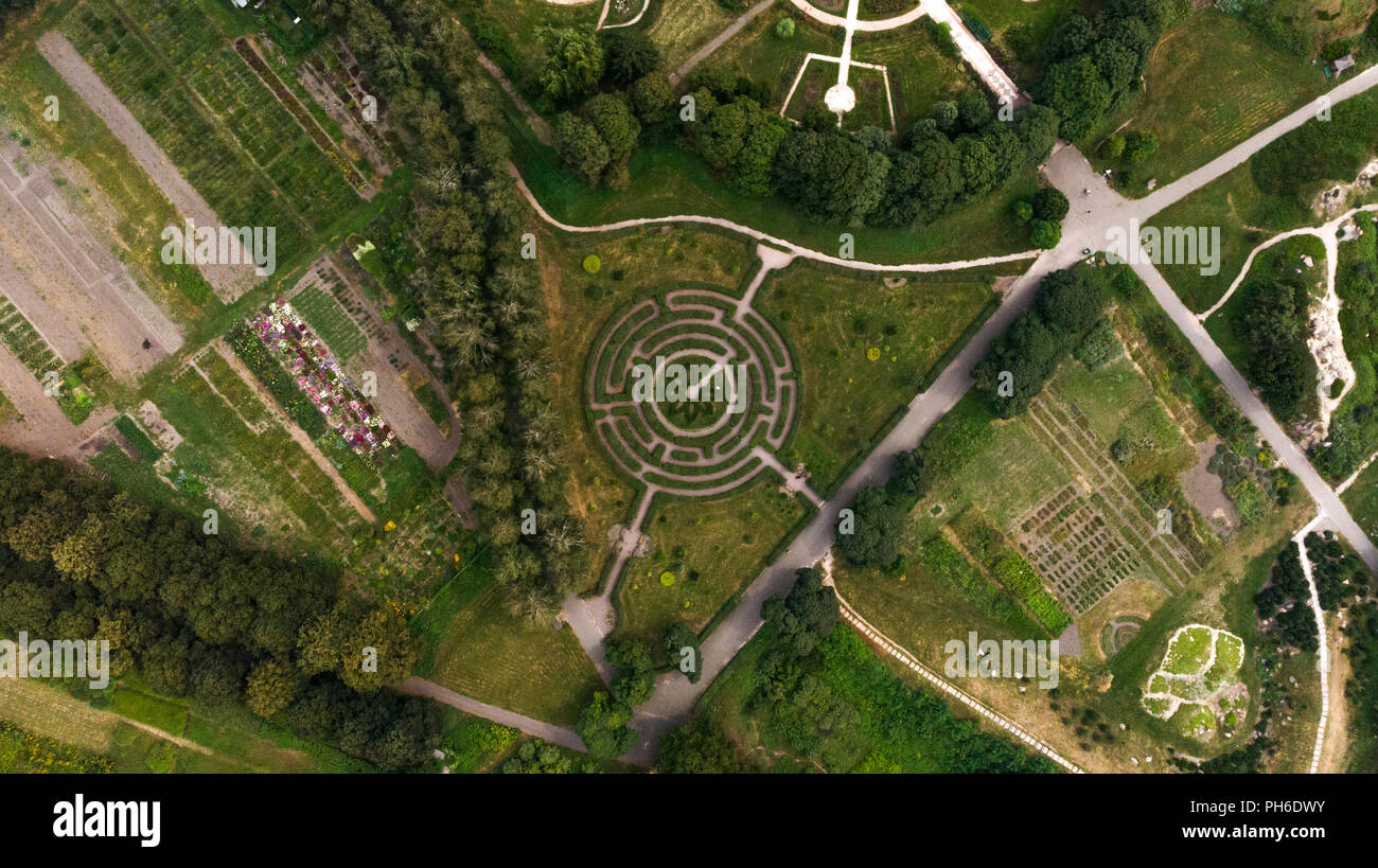 A beautiful green labyrinth in the botanical garden named after M.M ...