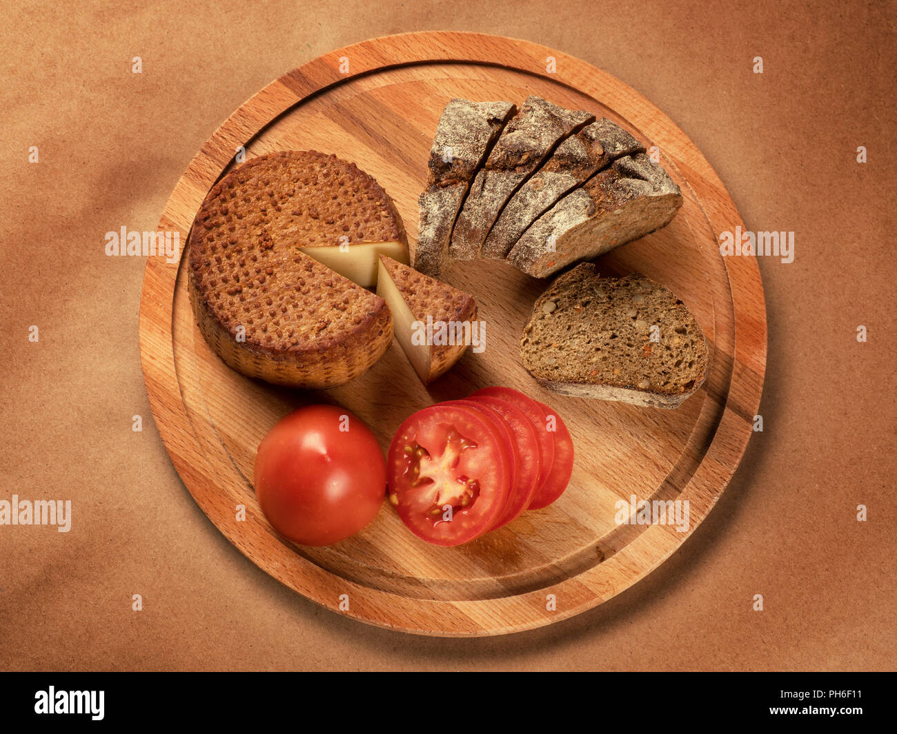 Round cheese hi-res stock photography and images - Alamy