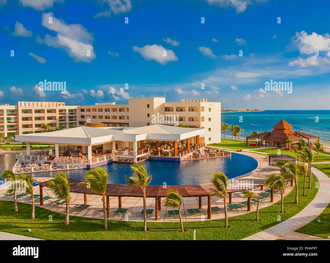 A view of a luxury resort hotel under nice skies Stock Photo - Alamy
