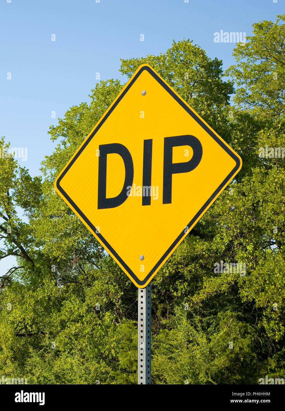 Green sign with yellow letters hi-res stock photography and images - Alamy