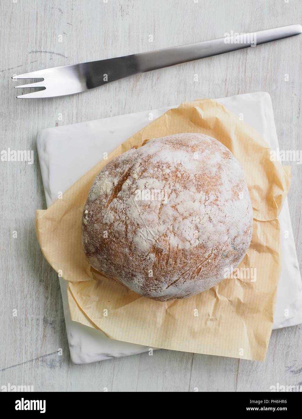 Round Olive Chi Avatar, Whole wheat bread Stock Photo - Alamy