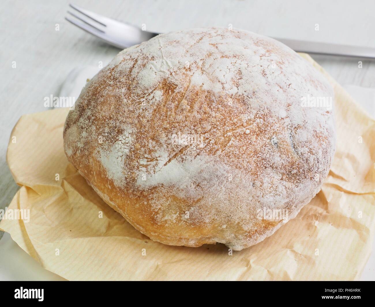 Round Olive Chi Avatar, Whole wheat bread Stock Photo - Alamy