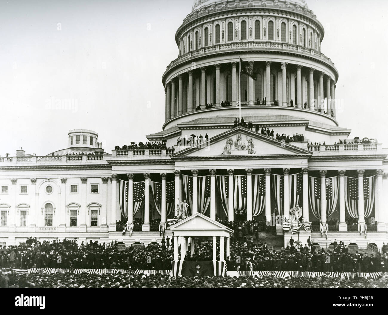 Inauguration ceremony for President William McKinley on March 4, 1901 ...