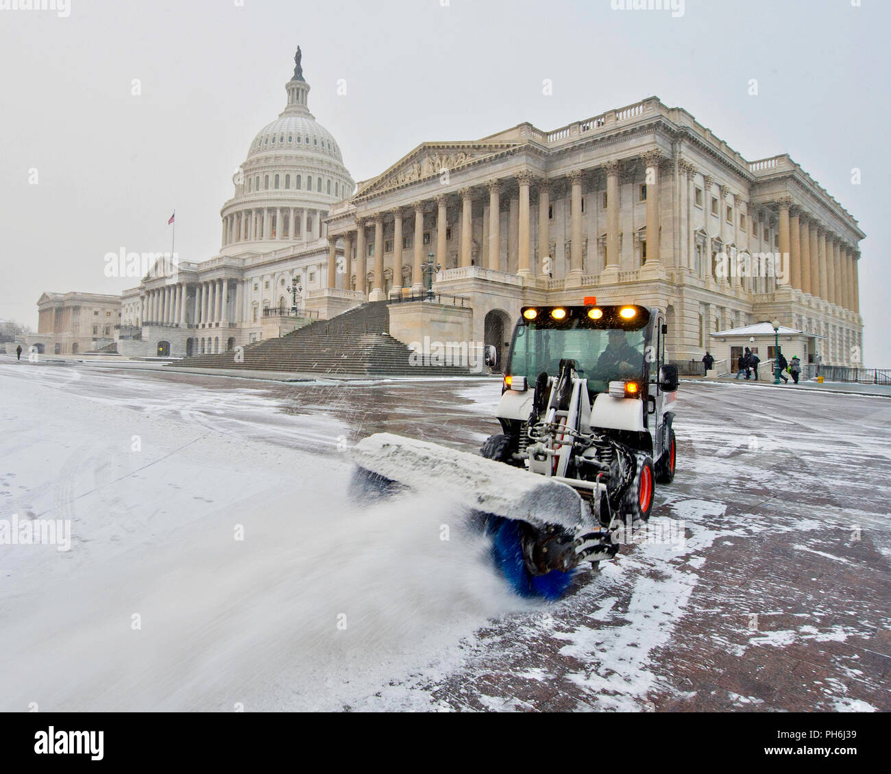 Capitol east front plaza hi-res stock photography and images - Alamy