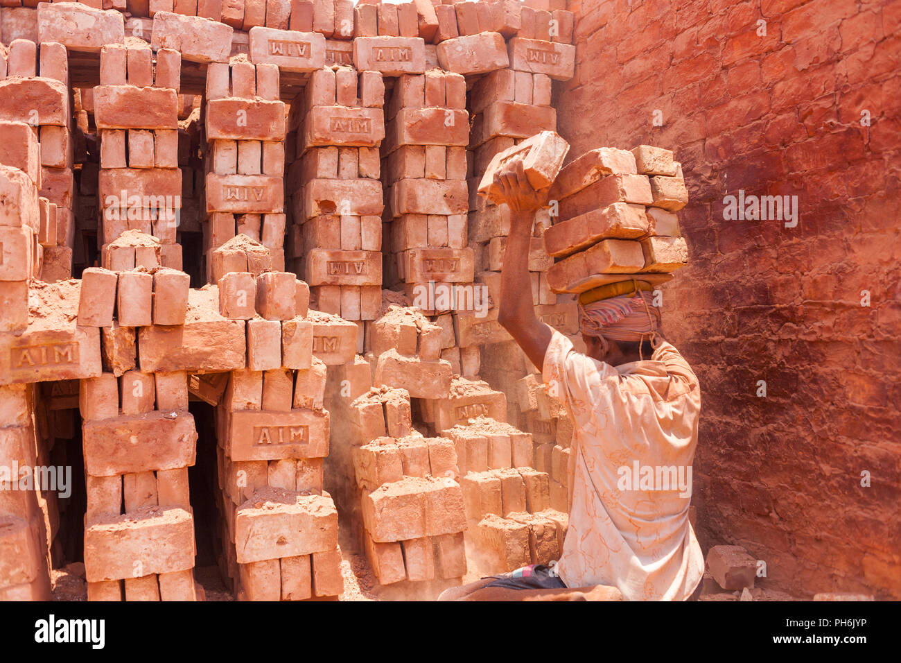 Brickfield and worker,Dhaka,Bangladesh Stock Photo - Alamy