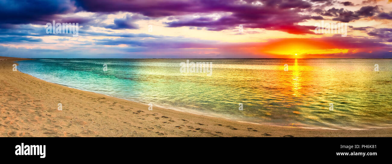 Amazing beach view hi-res stock photography and images - Alamy