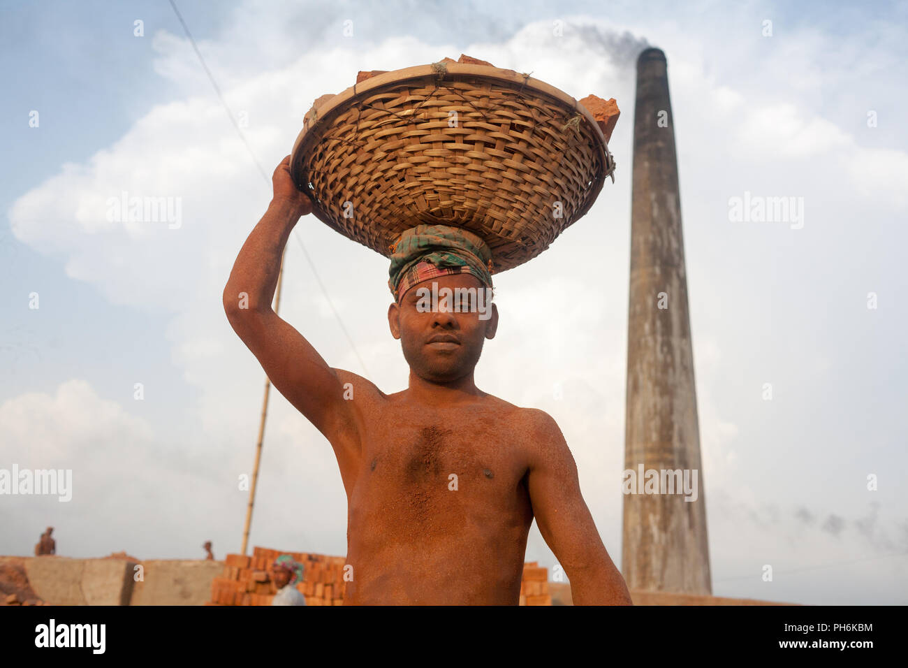 Brickfield and worker,Dhaka,Bangladesh Stock Photo - Alamy