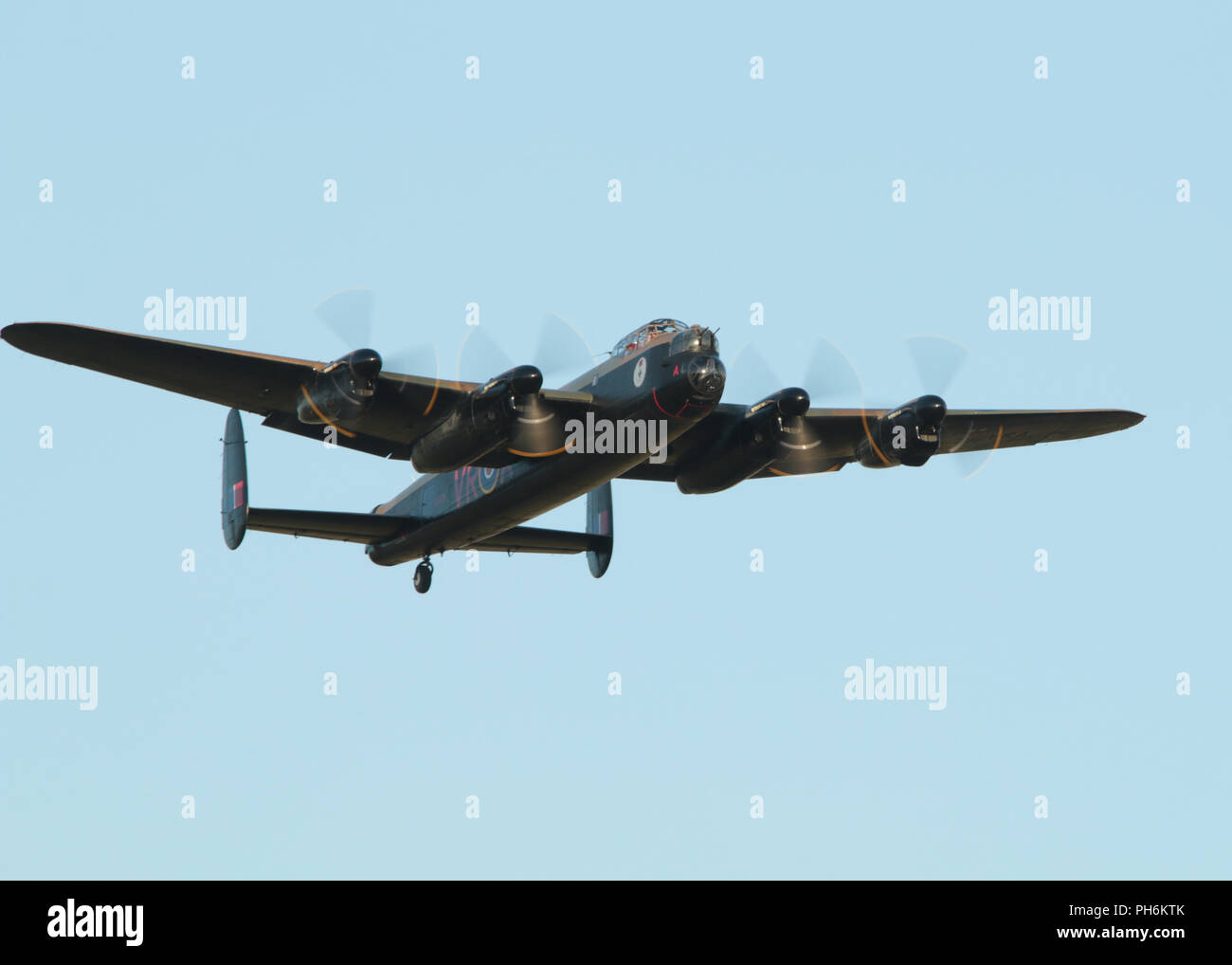 Lancaster bomber cockpit hi-res stock photography and images - Alamy