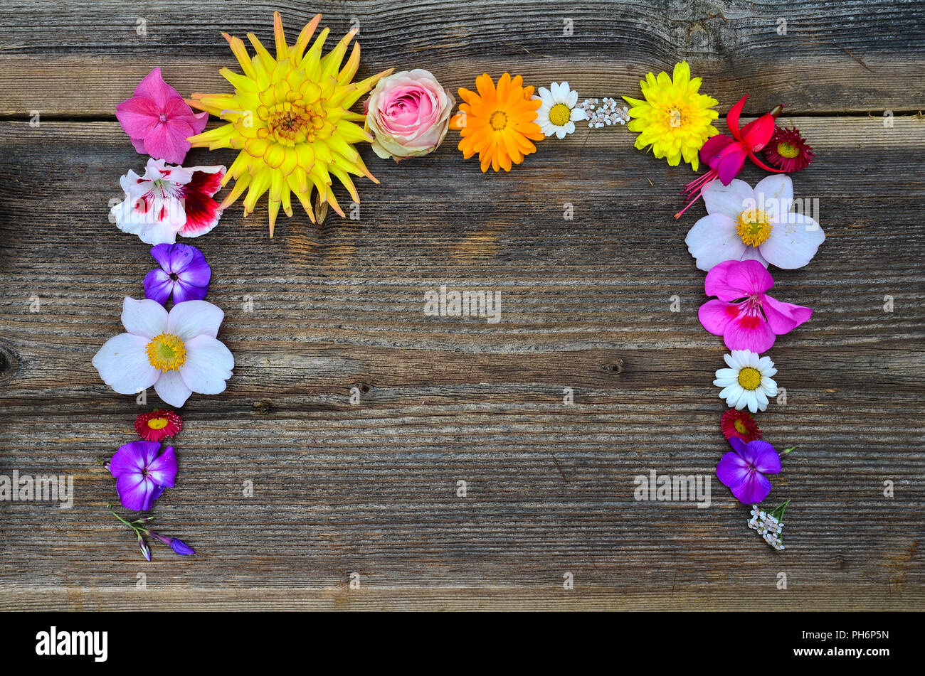 Flower frame wood Stock Photo - Alamy