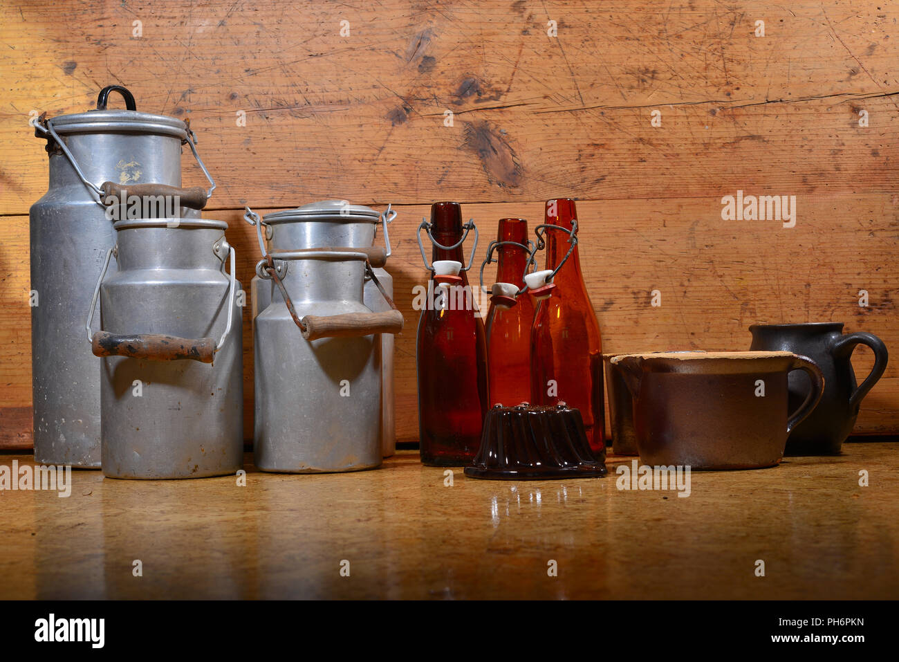 Aluminiumkanne hi-res stock photography and images - Alamy