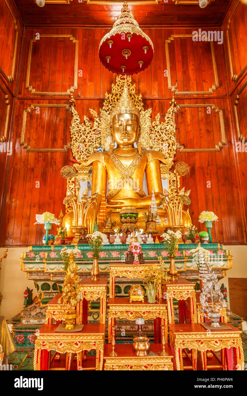 Myanmar buddha shrine hi-res stock photography and images - Alamy