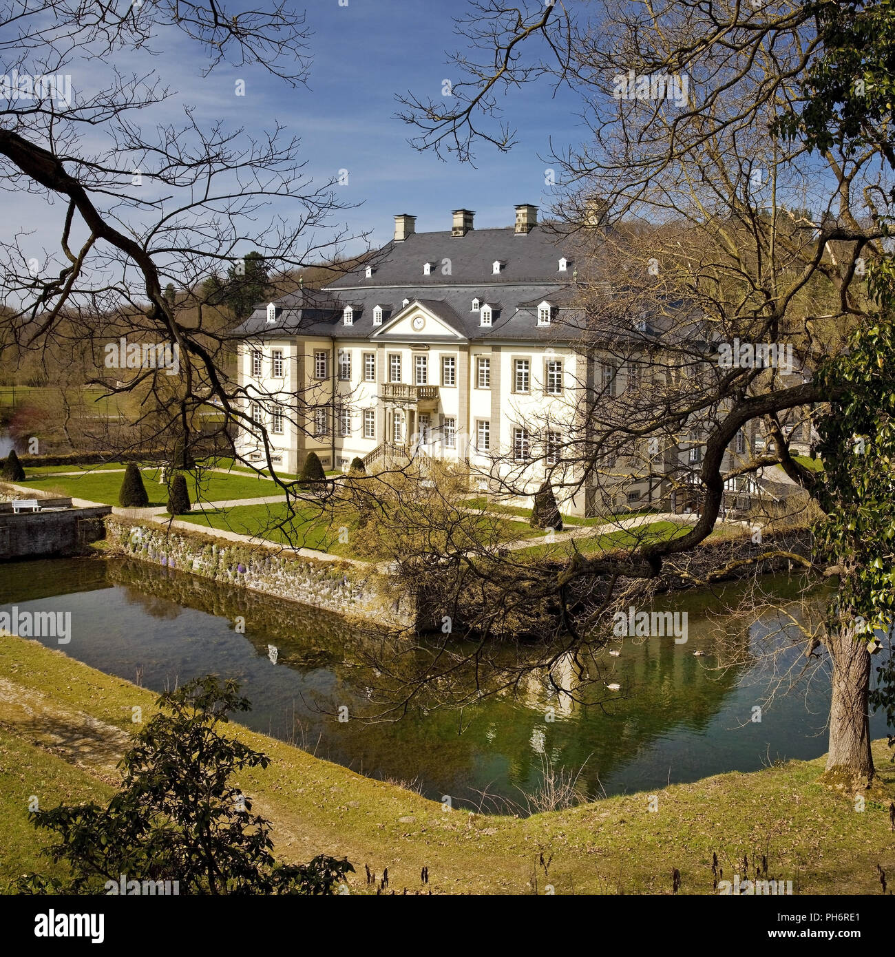 Spring castle hi-res stock photography and images - Alamy