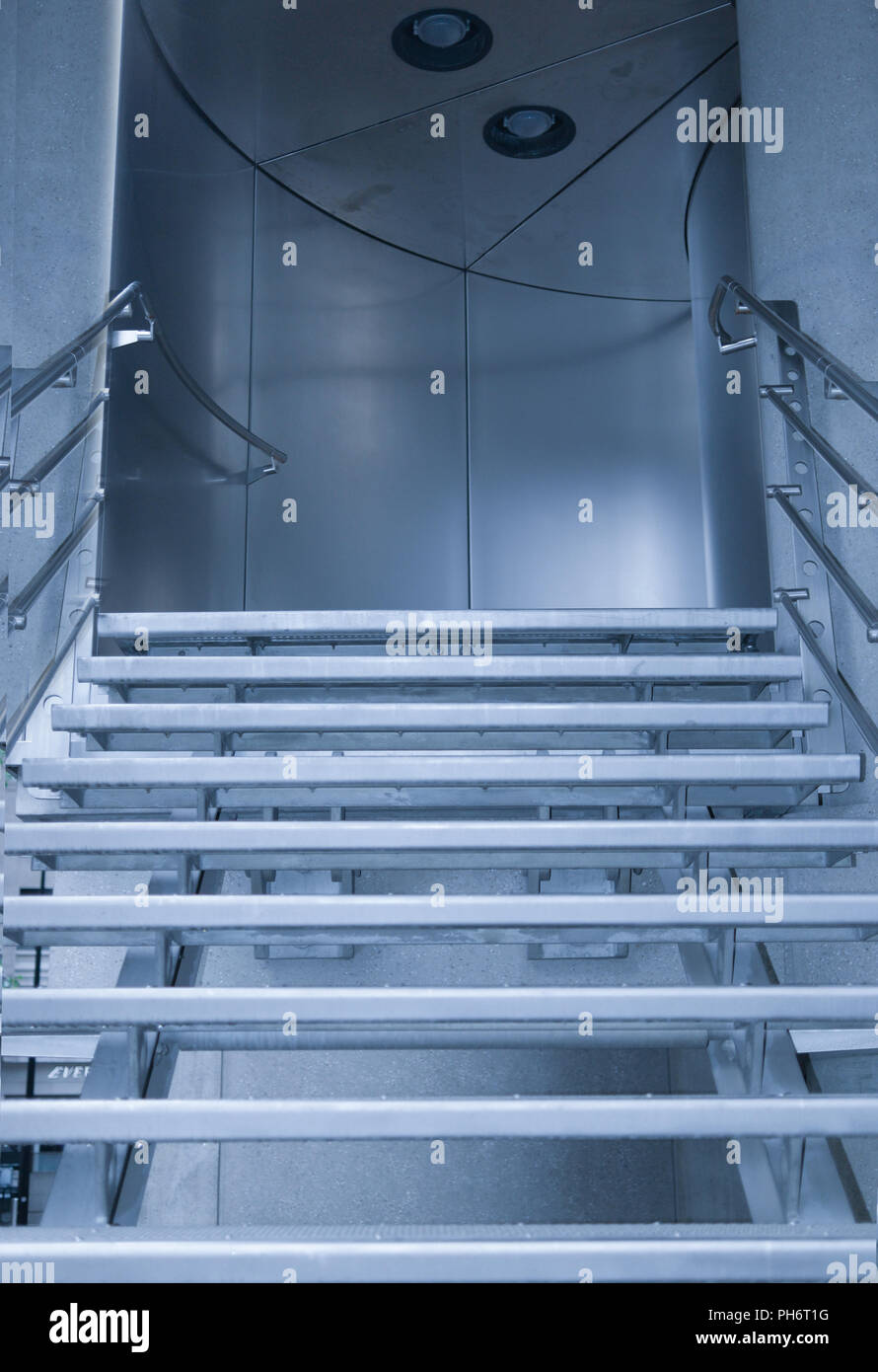 Looking up stairs hi-res stock photography and images - Alamy