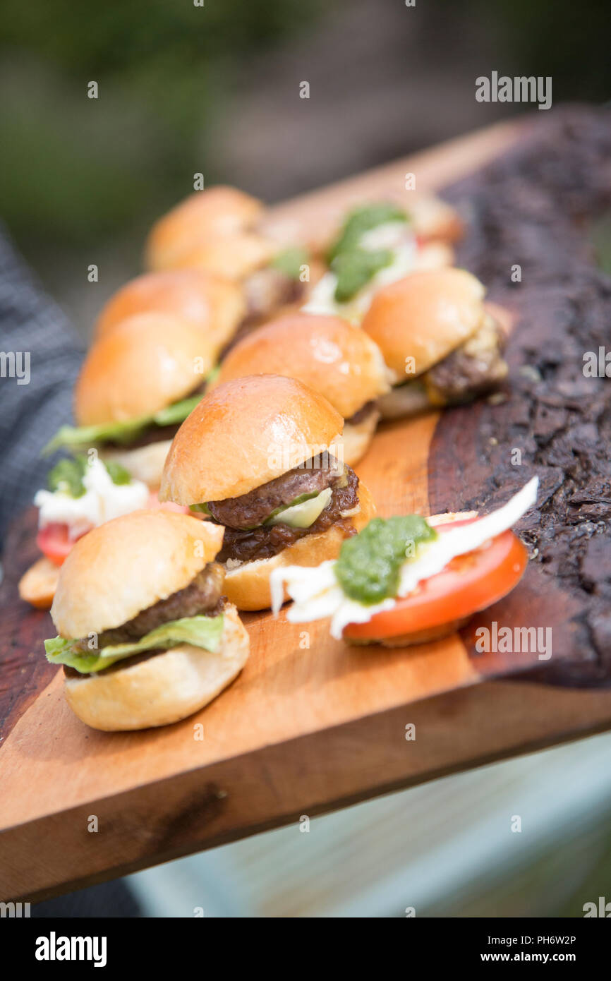 Beef burger canapes hi-res stock photography and images - Alamy
