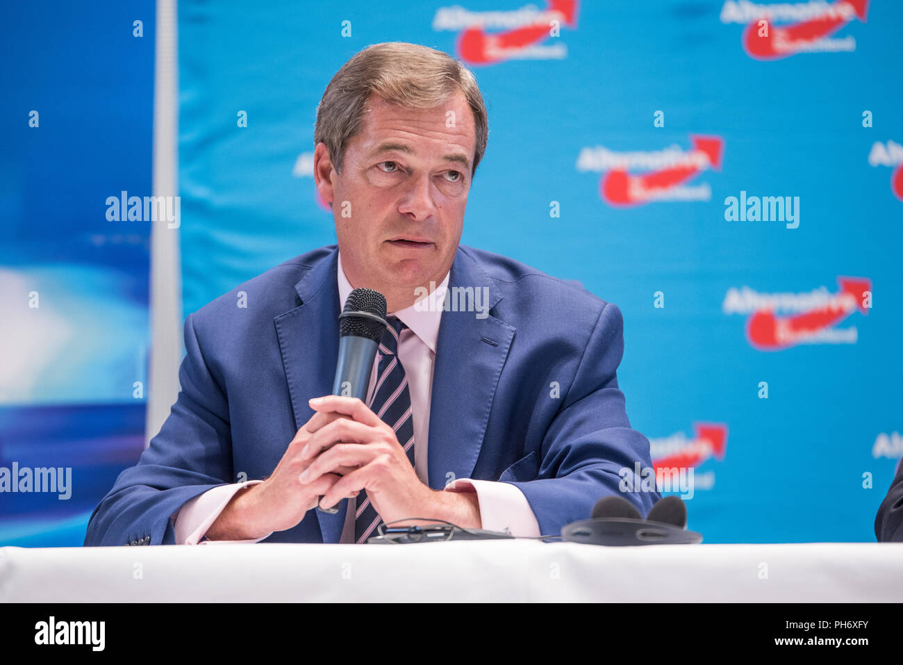 Farage uk hi-res stock photography and images - Alamy