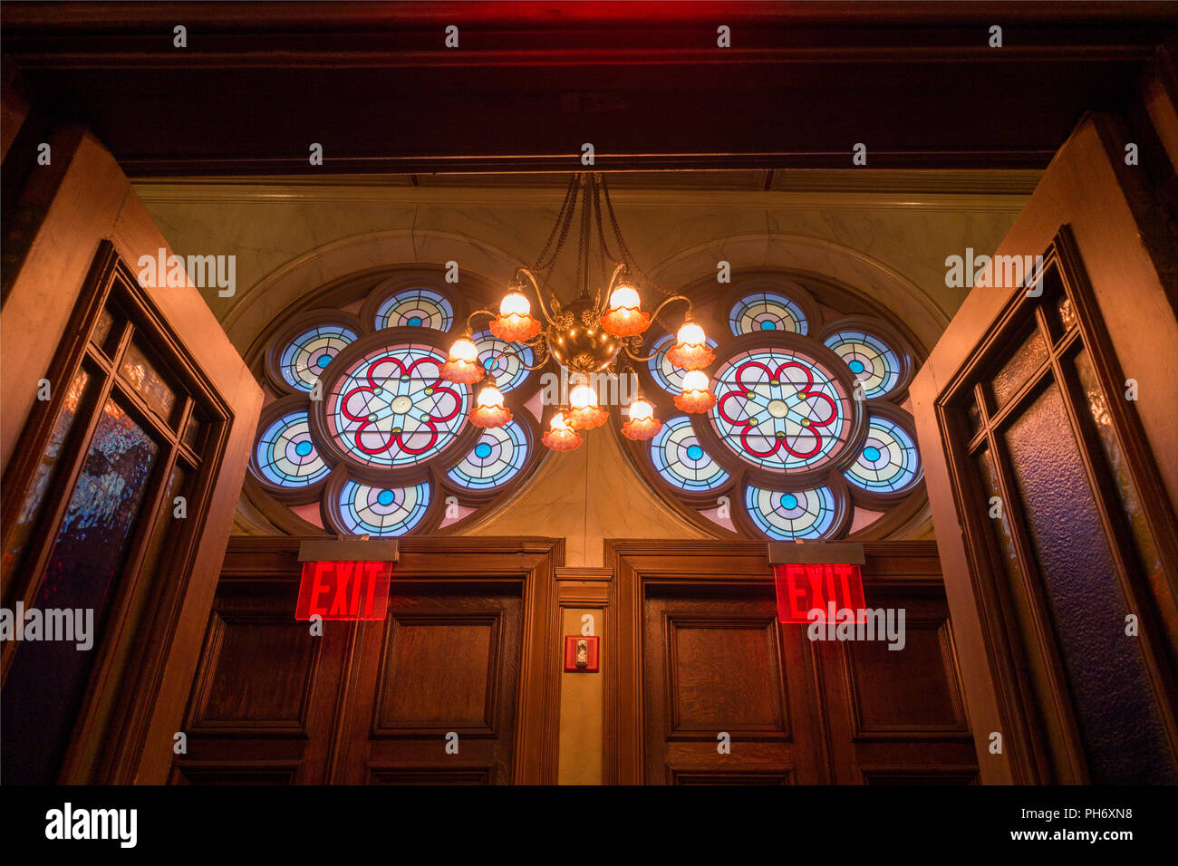 Eldridge Street Synagogue in Manhattan New York City Stock Photo - Alamy