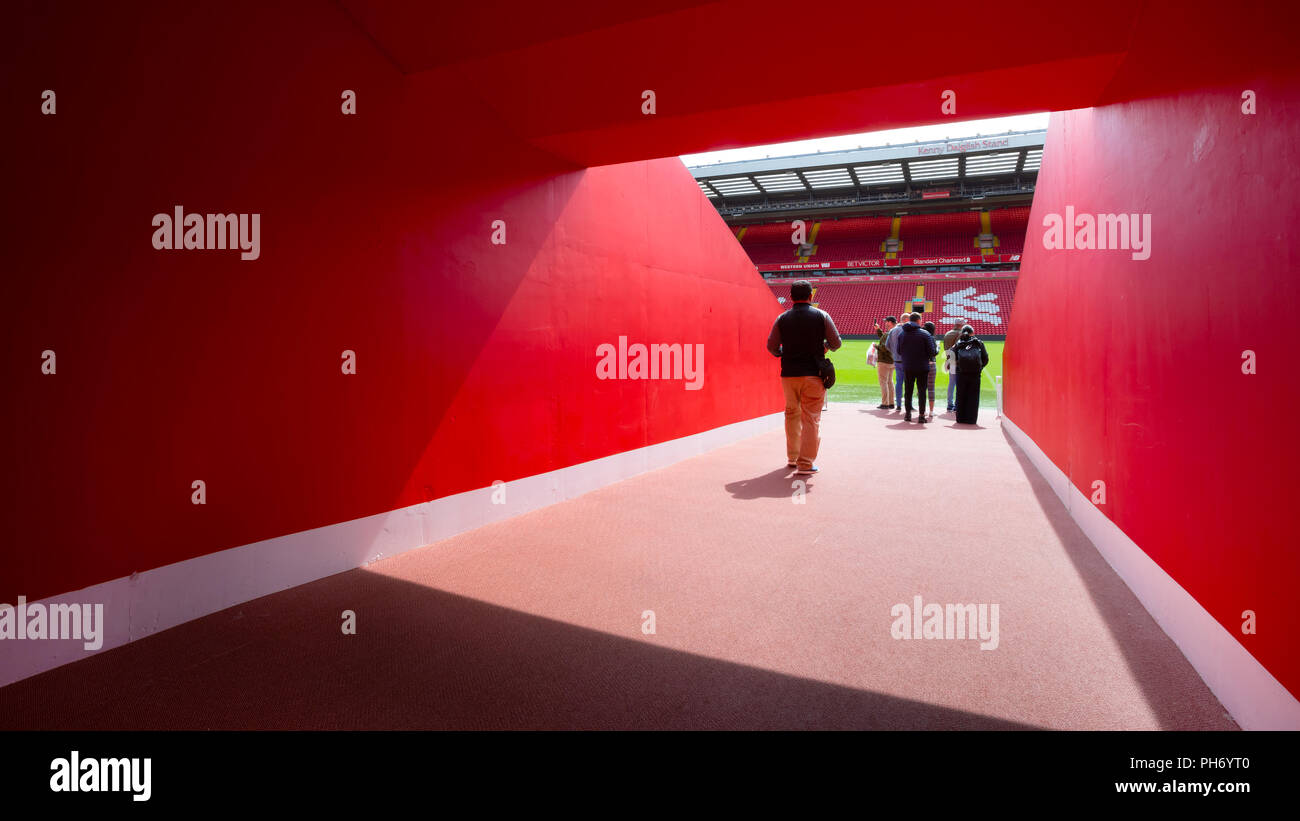 LIVERPOOL, UNITED KINGDOM - MAY 17 2018: LFC staffs and a group of its ...