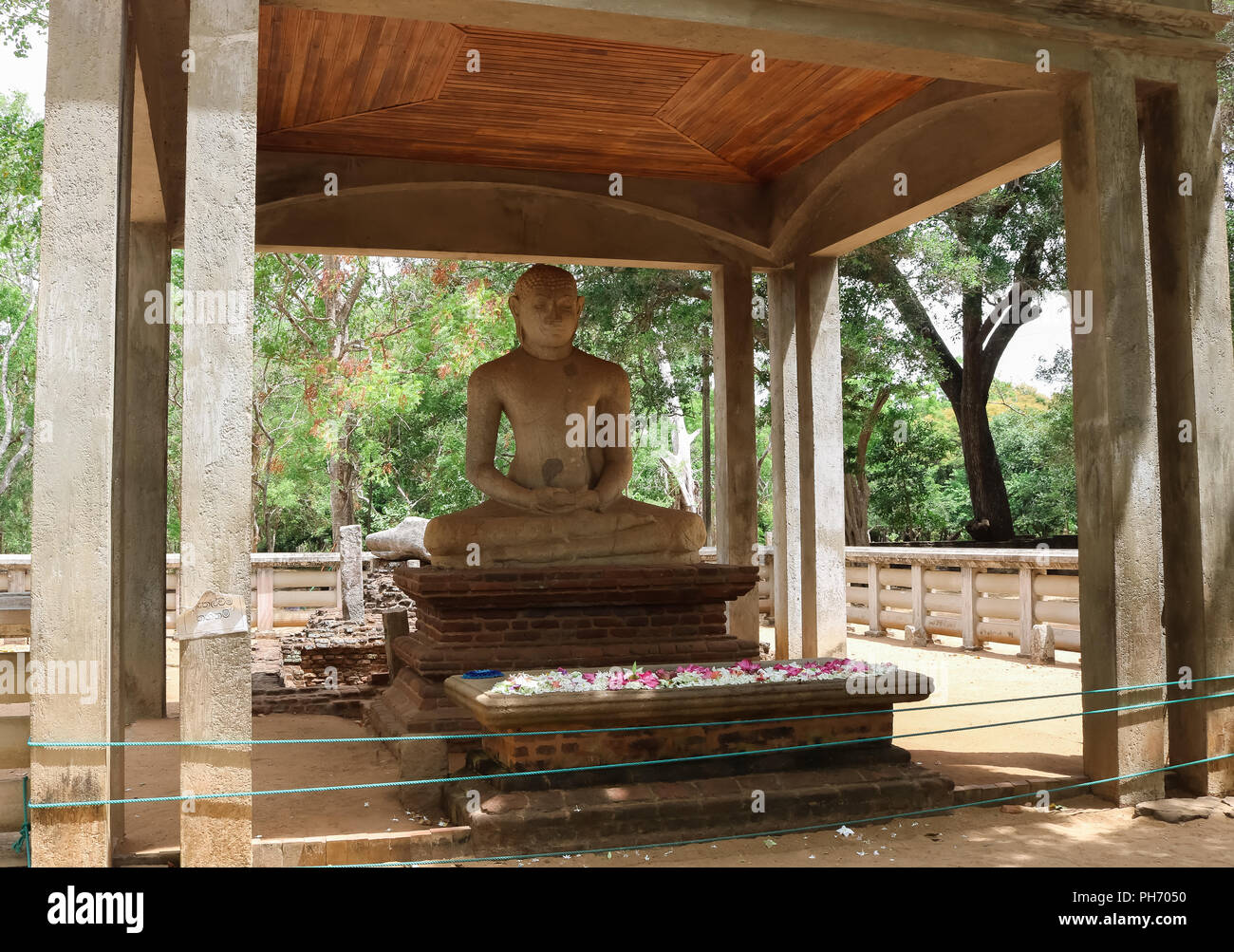 Samadhi Buddha Statue, Anuradhapura, Sri Lanka Stock Photo - Alamy