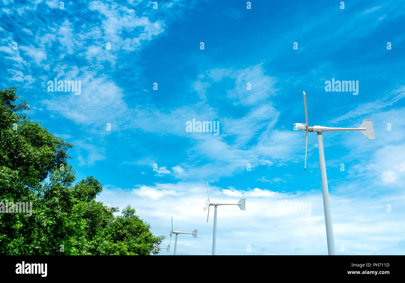 Horizontal axis wind turbine hi-res stock photography and images - Alamy