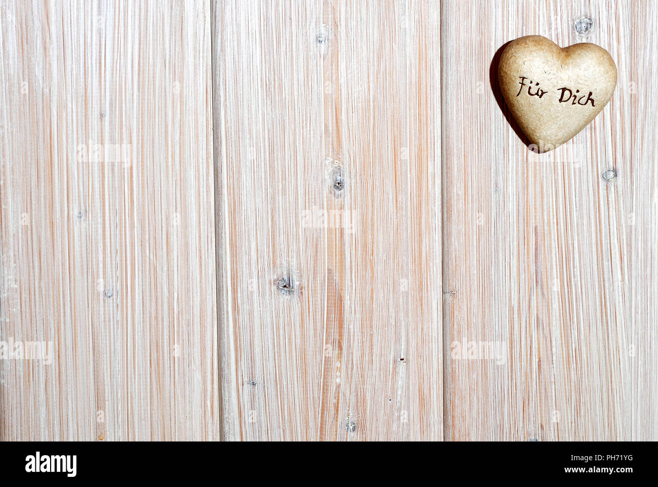 Wooden heart love background Stock Photo - Alamy