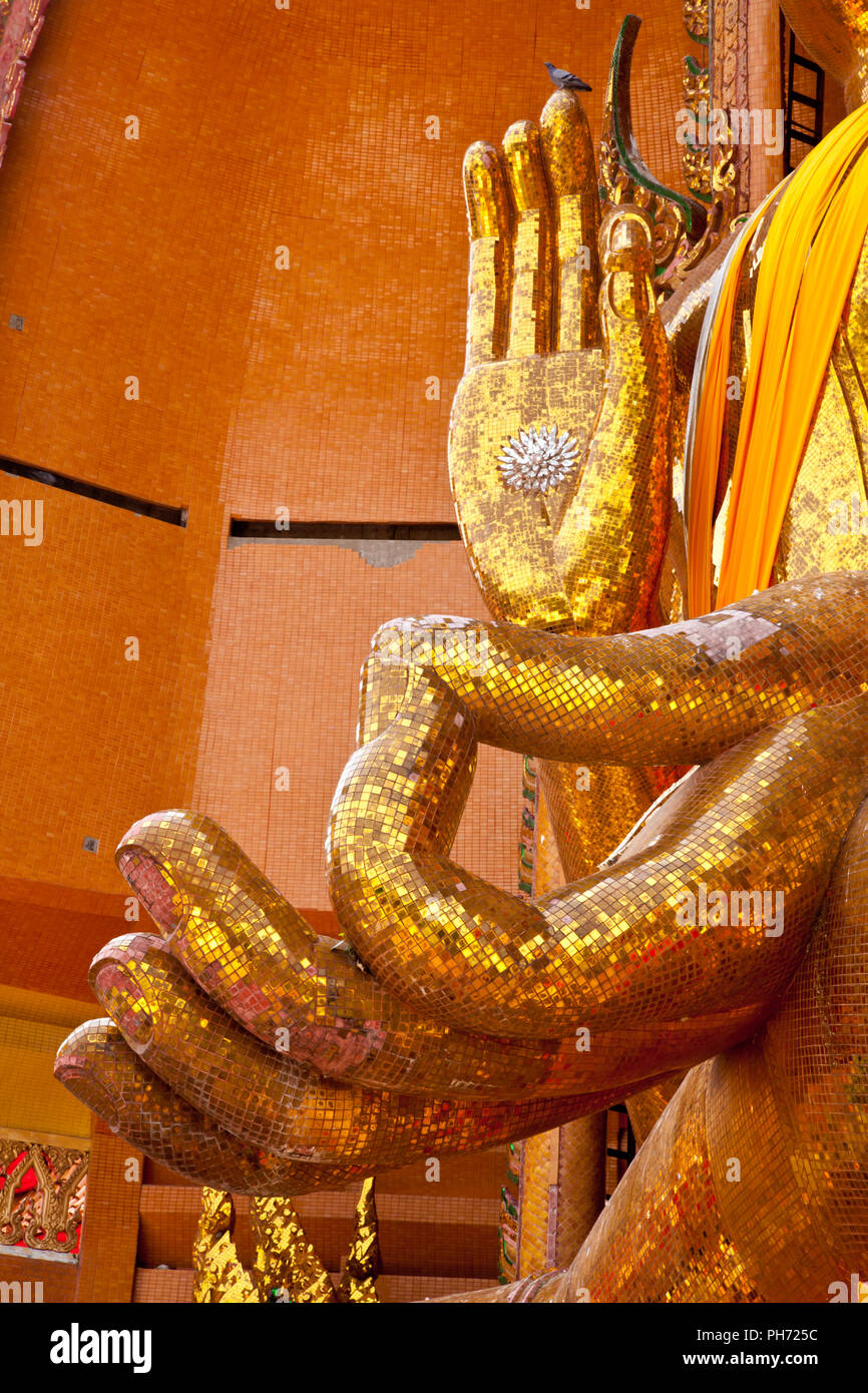 Buddhism hands hi-res stock photography and images - Alamy