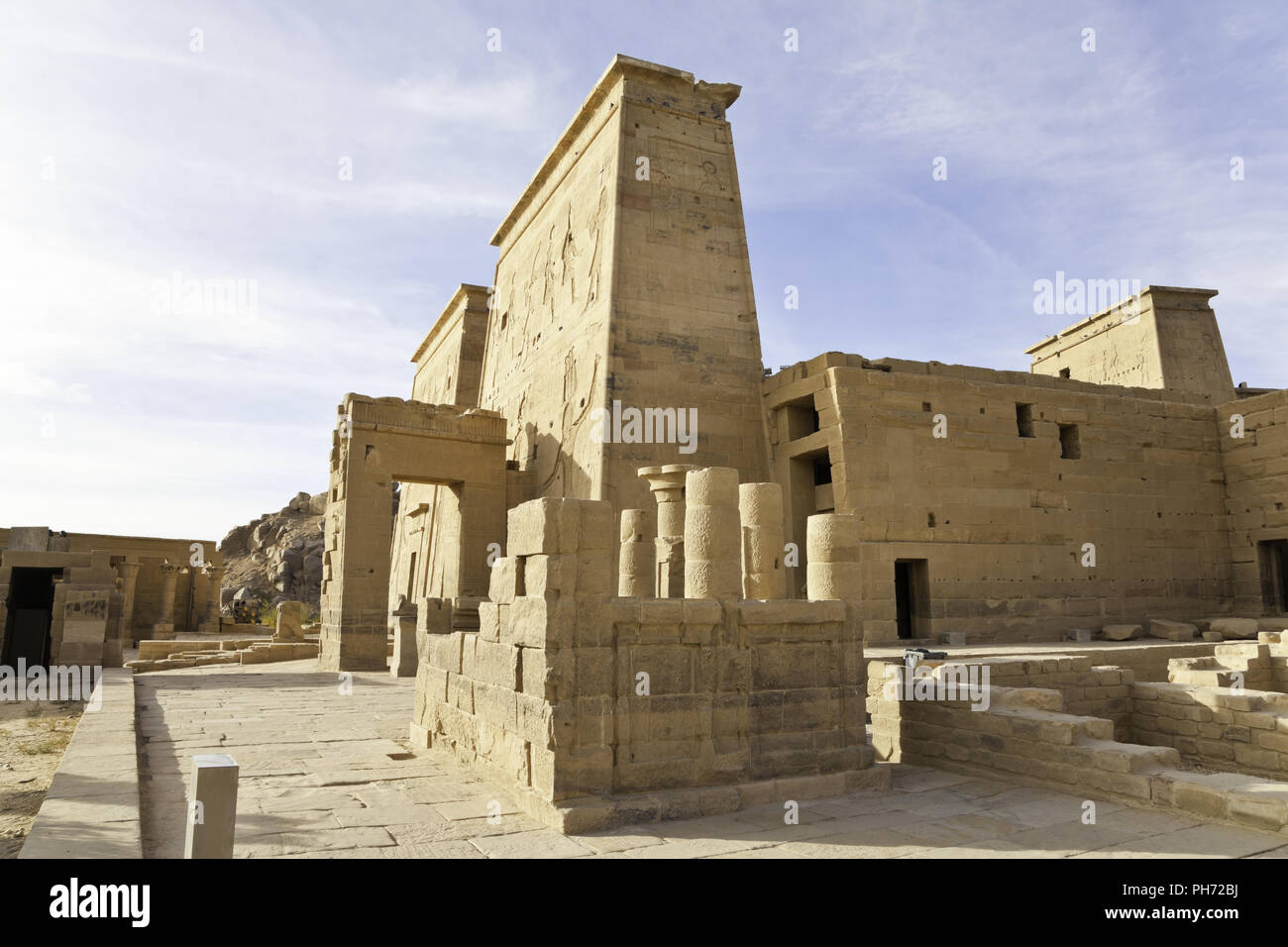 Philae temple hi-res stock photography and images - Alamy