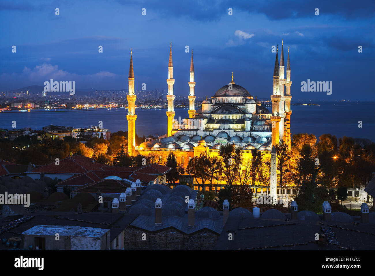 Blue mosque evening hi-res stock photography and images - Alamy