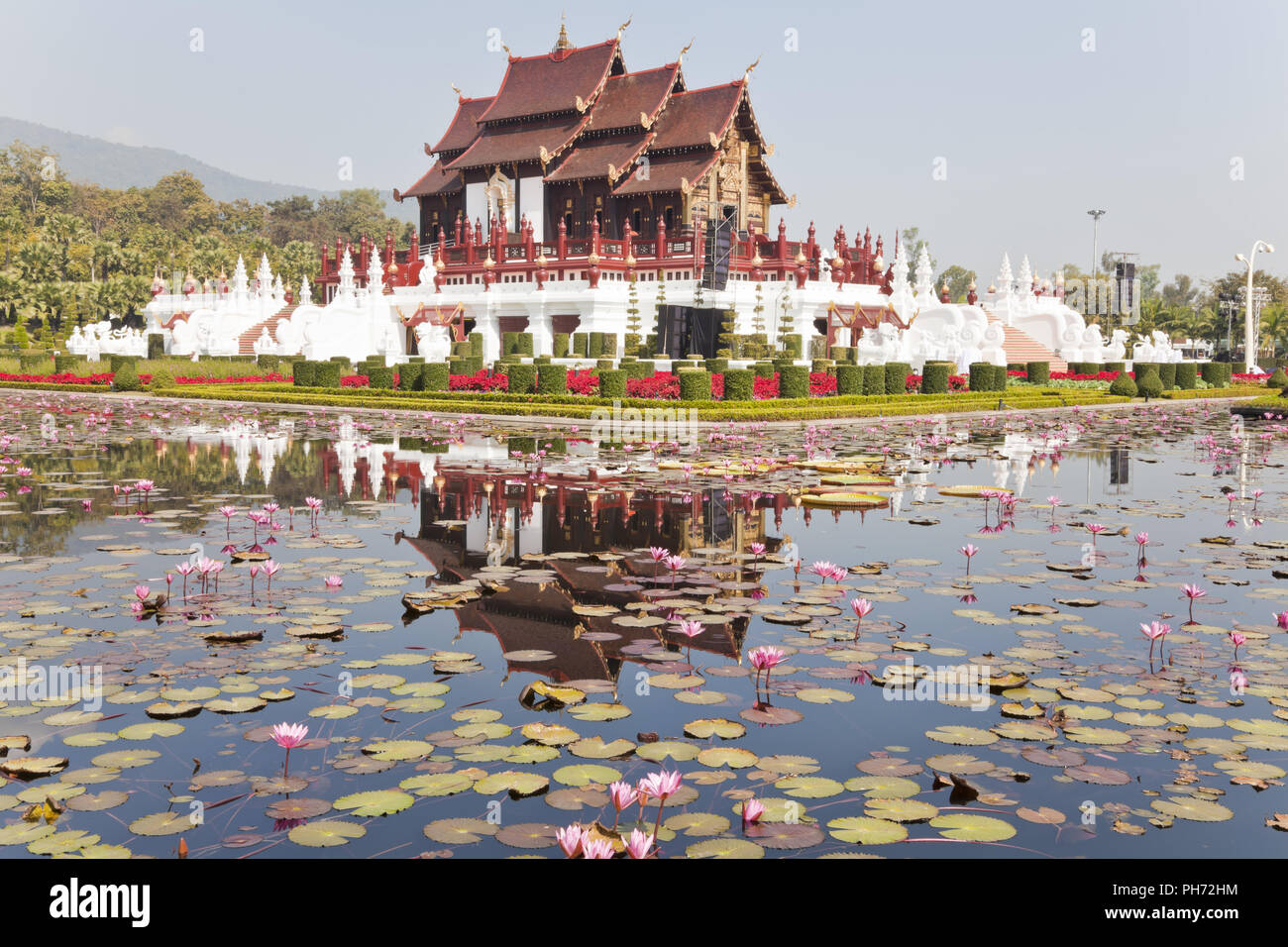 Kham hi-res stock photography and images - Alamy