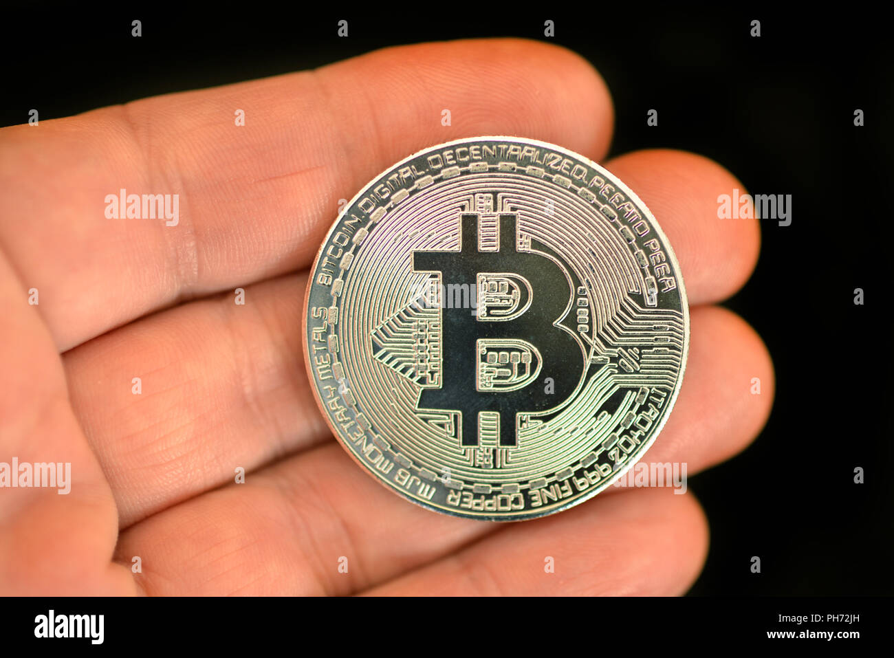 Bitcoinmuenze hi-res stock photography and images - Alamy