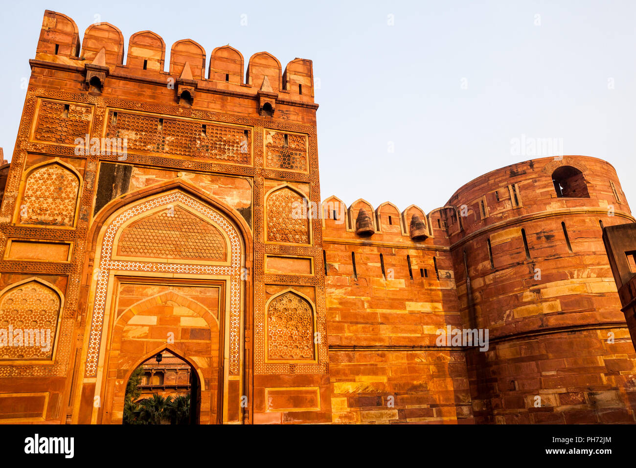 Mughal entrance gate hi-res stock photography and images - Alamy