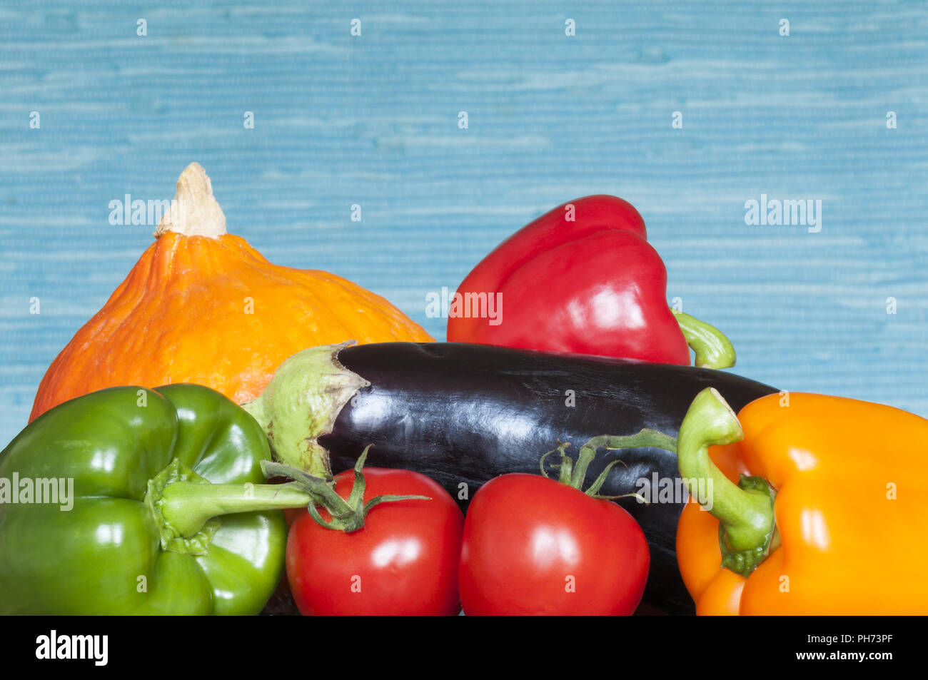 Blue vegetables hi-res stock photography and images - Alamy
