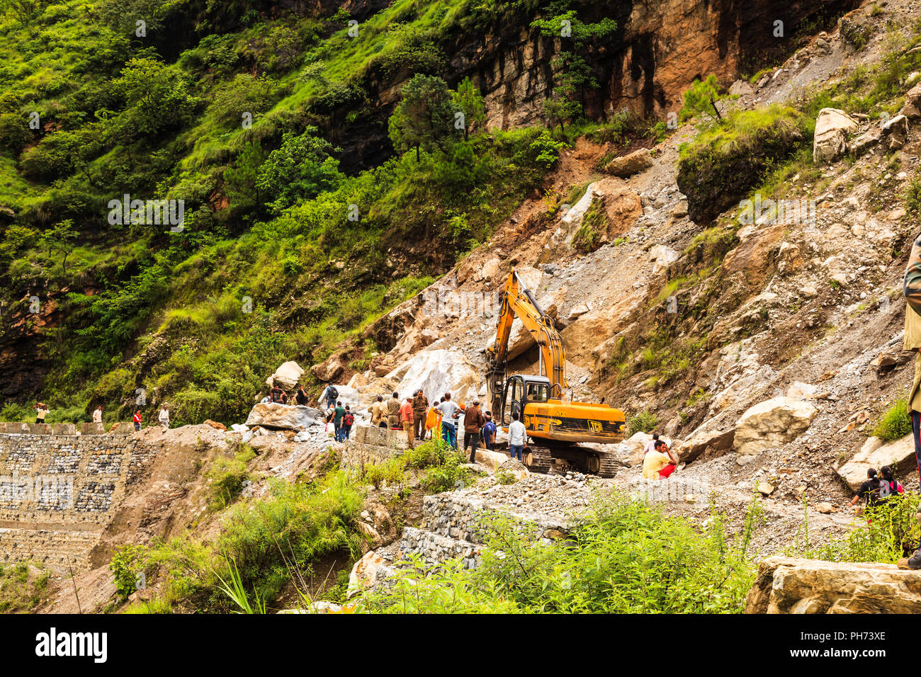 Landslide road block hi-res stock photography and images - Alamy