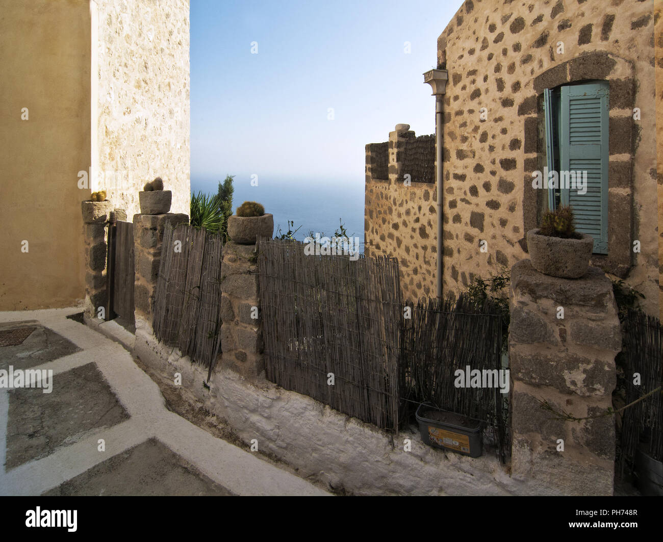 Greece stone patio hi-res stock photography and images - Alamy