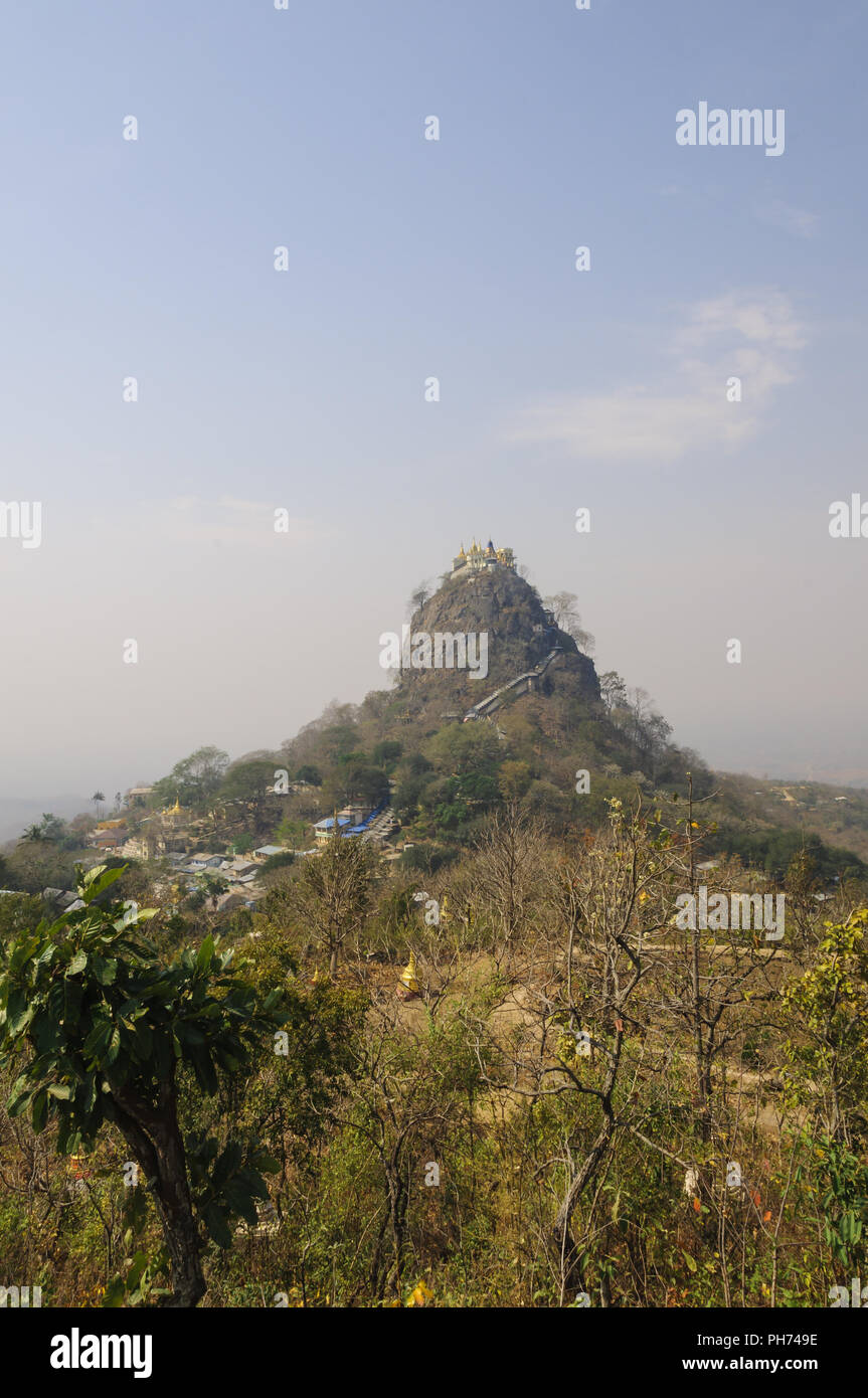 Buddhist temple pagoda hi-res stock photography and images - Alamy