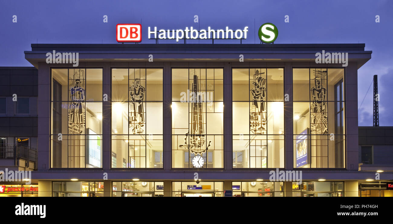 Central station dortmund hi-res stock photography and images - Alamy