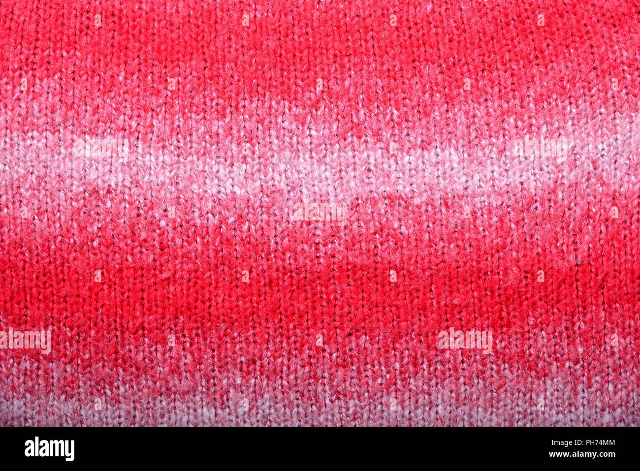 red Wool knitted texture Stock Photo - Alamy