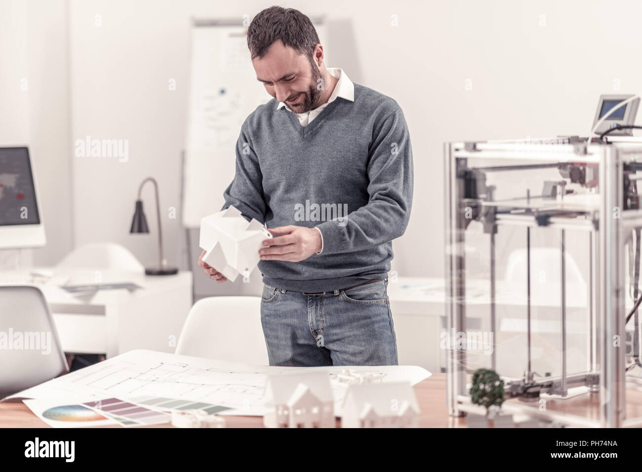 Ingenious technology hi-res stock photography and images - Alamy