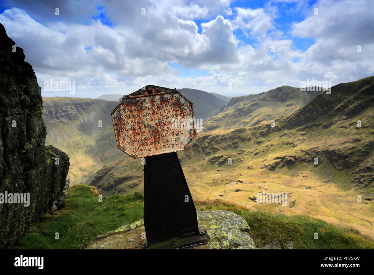 Striding Edge ridge on the way to Helvellyn fell, Lake District ...