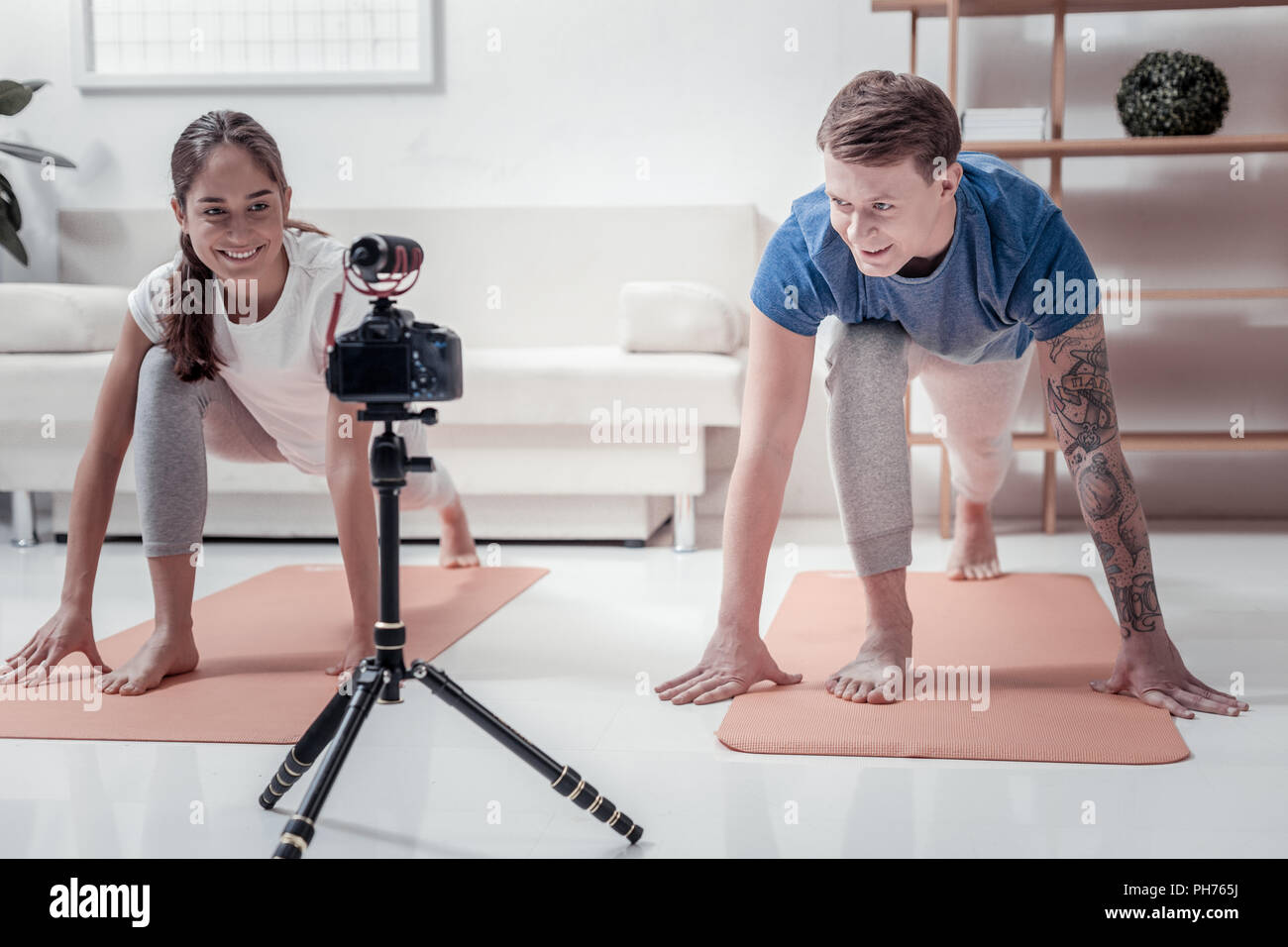 Doing sports together hi-res stock photography and images - Alamy