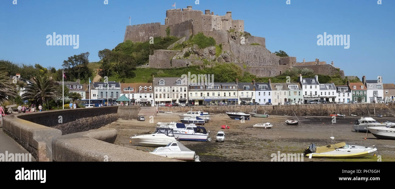 Gorey castle hi-res stock photography and images - Alamy