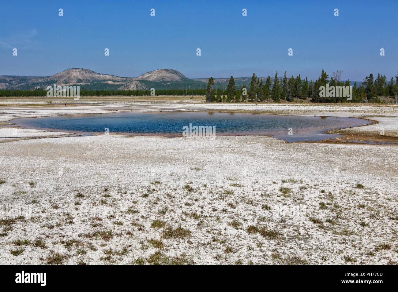 Yellowstone park volcano eruption hi-res stock photography and images ...