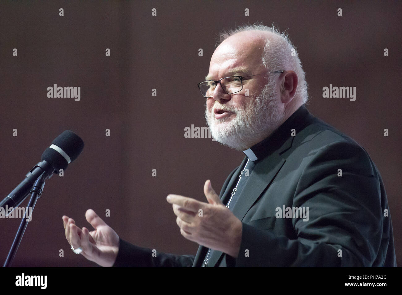 Kardinal marx hi-res stock photography and images - Alamy