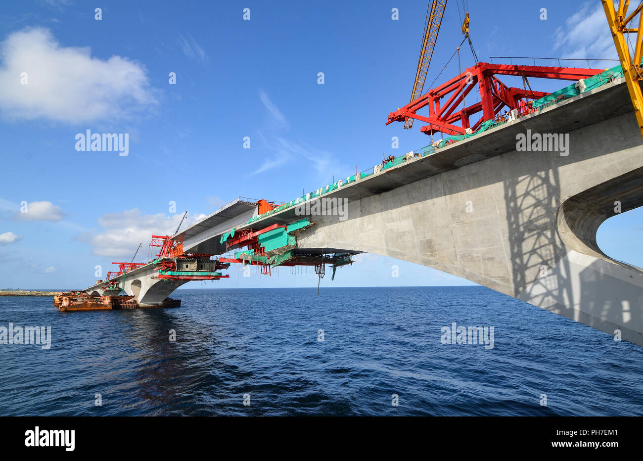 Maldives china bridge hi-res stock photography and images - Alamy