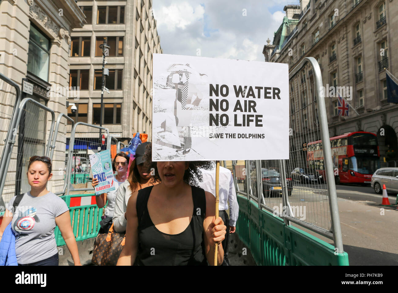 31st Aug, 2018. Protesters march from Marble Arch to the Embassy of ...