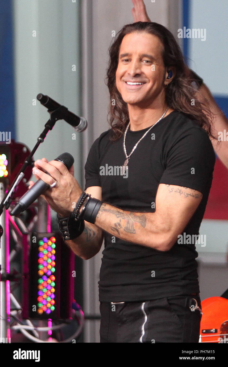 All american concert series scott stapp hi-res stock photography and ...