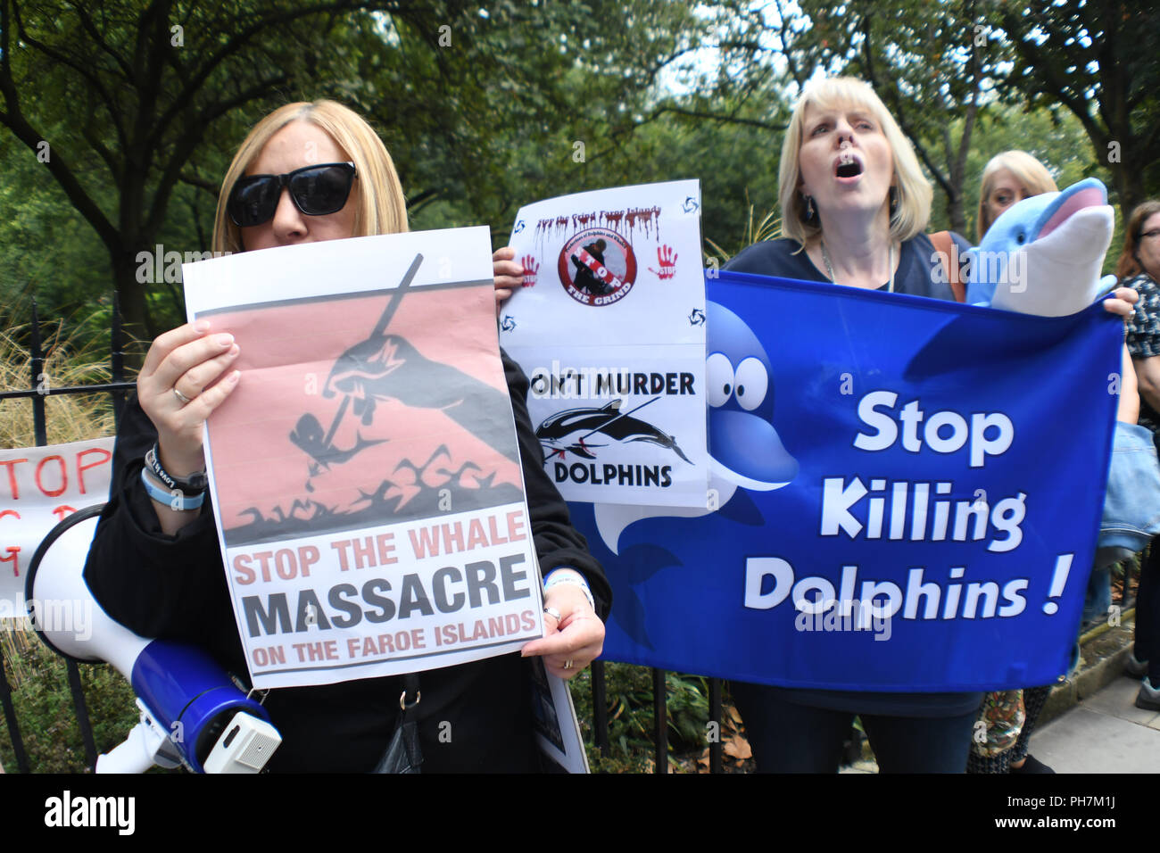 London, UK. 31st August 2018. Animal rights activists protest the mass ...