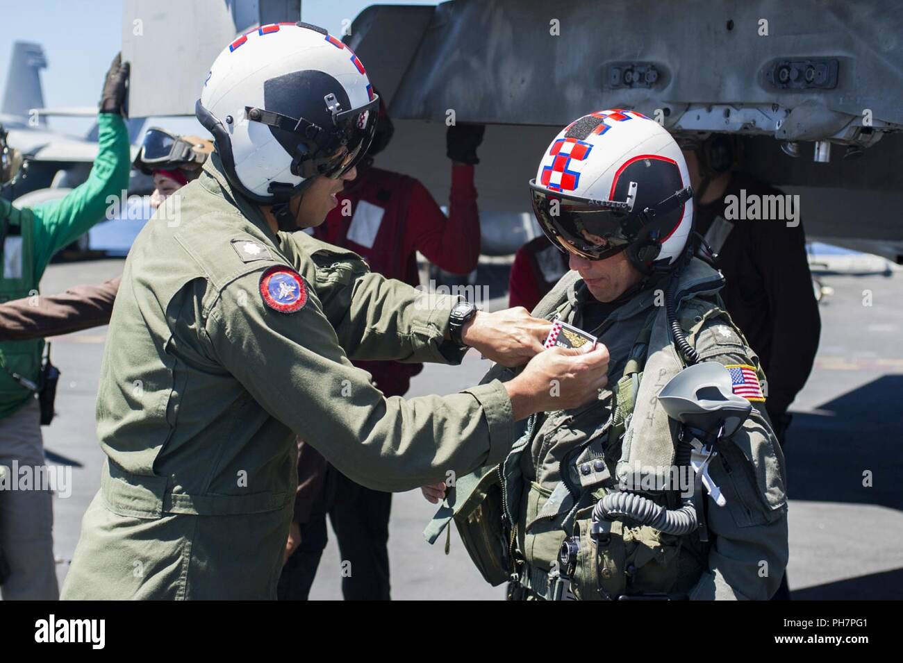 MEDITERRANEAN SEA (June 26, 2018) Pilots participate in a change of ...